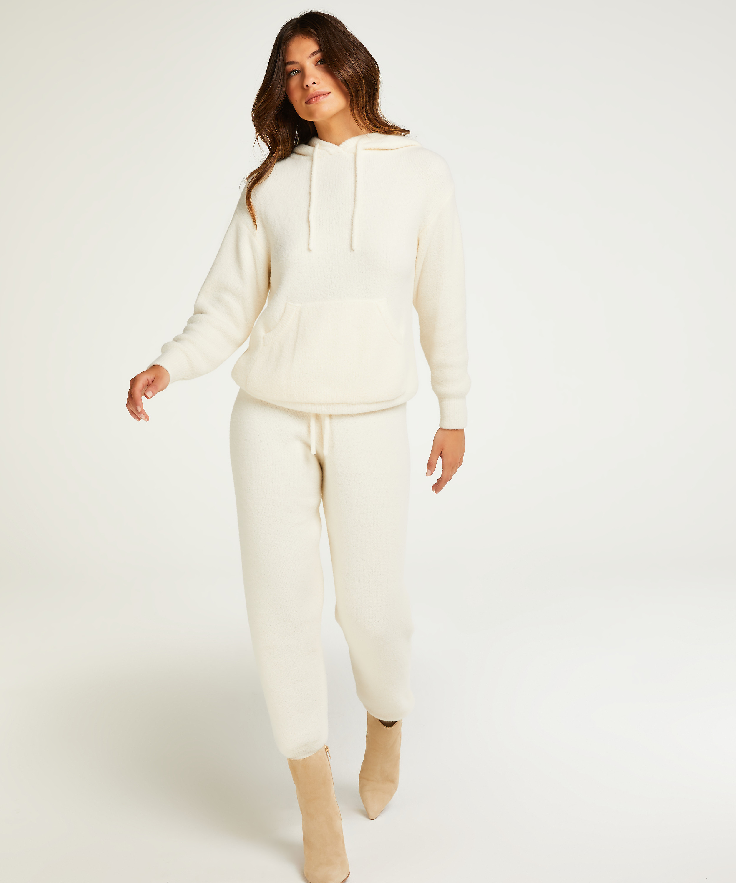 Premium Fluffy Joggers for £42 - Pyjama Bottoms - Hunkemöller