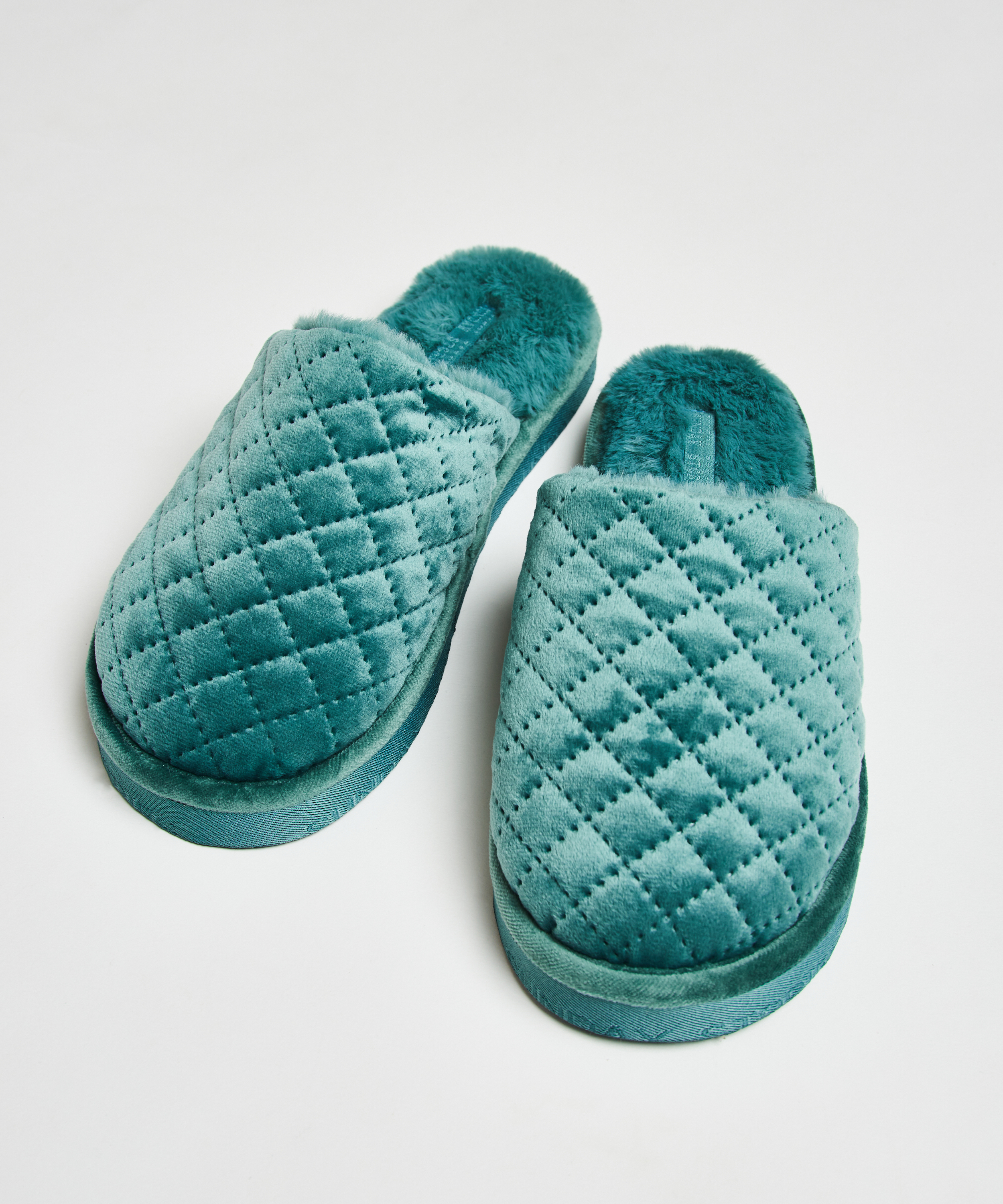 Velours slippers - Slippers - Hunkemöller