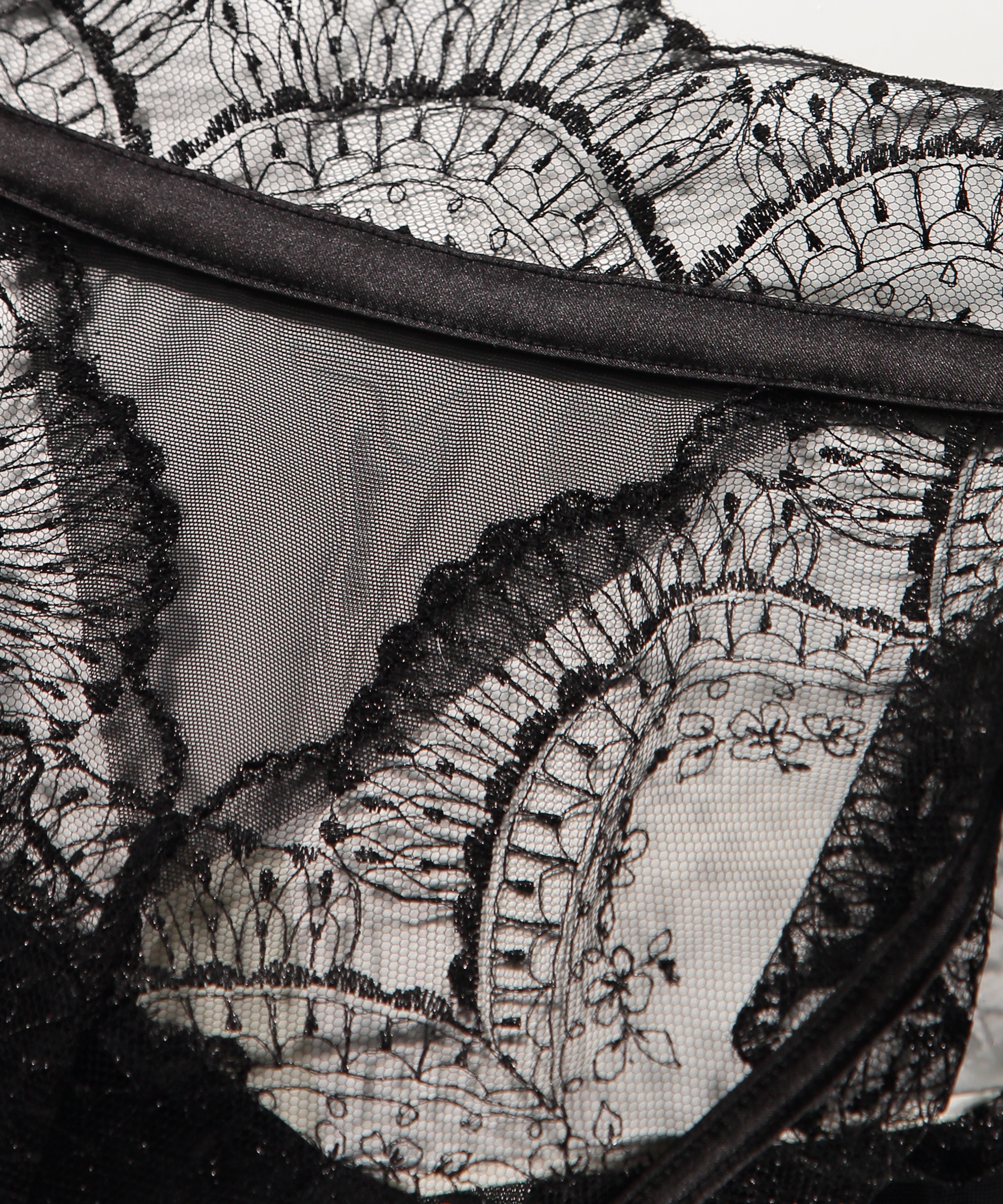 Akira High Leg Thong - Thongs & G-Strings - Hunkemöller